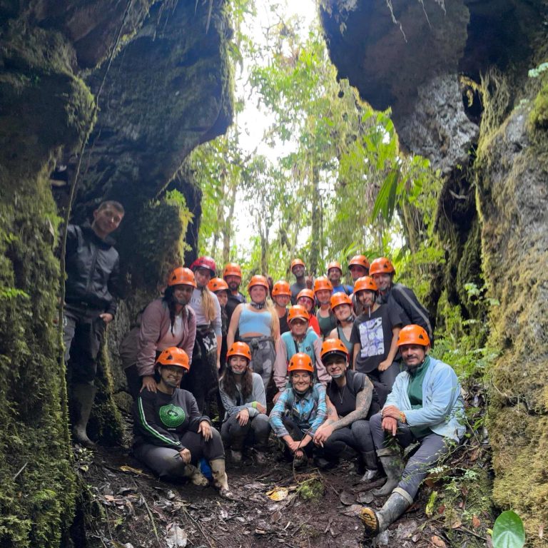 Tour Bosques de Pandora y Cavernas en Santander – EL GRAND TOUR